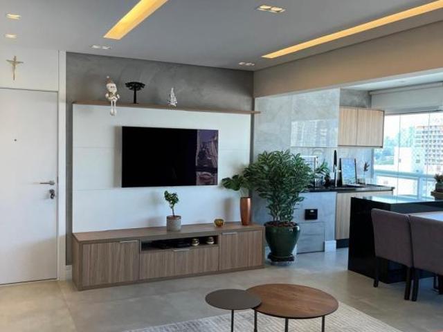 88m², 3 vagas, andar alto à venda na Vila Romana
