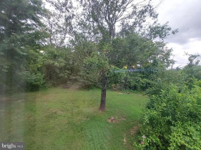 8904 Ballard Lane