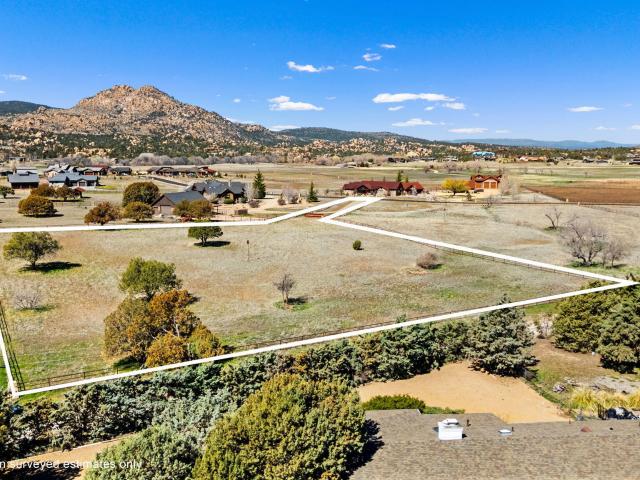 8905 n callahan road # 182