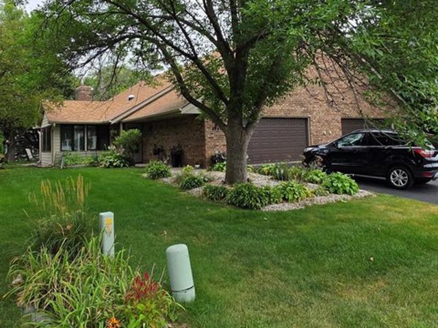 8906 Montegue Ter, Brooklyn Park, MN 55443