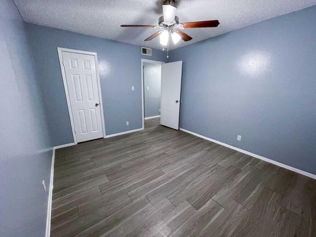 8907 Parkfield Drive 2 Bedroom Apartment for Rent at 8907 Parkfield Dr, Austin, TX 78758 North Austin