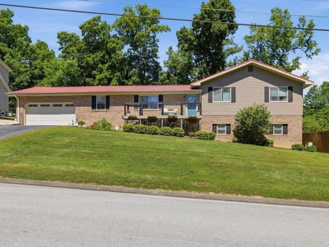 8907 Potomac Dr, Chattanooga, TN 37421