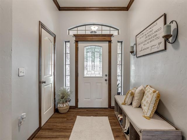 8908 SW 54th Street
