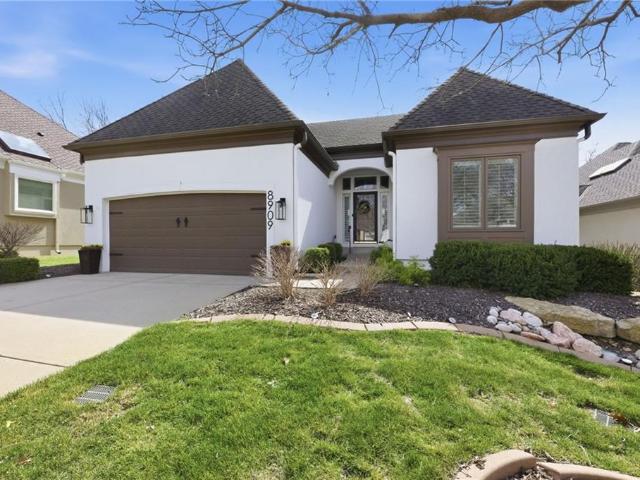 8909 nd Ct, Overland Park, KS 66221 | MLS #2608 | Compass