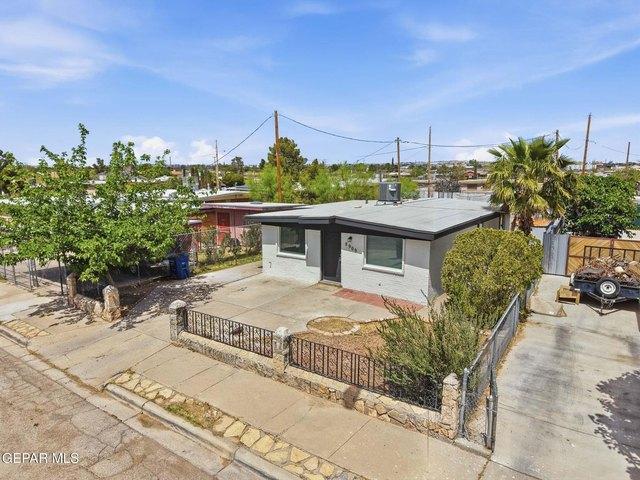 8909 Otyokwa Way, El Paso, TX 79907