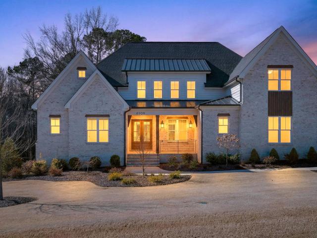 8909 Grand Highland Way