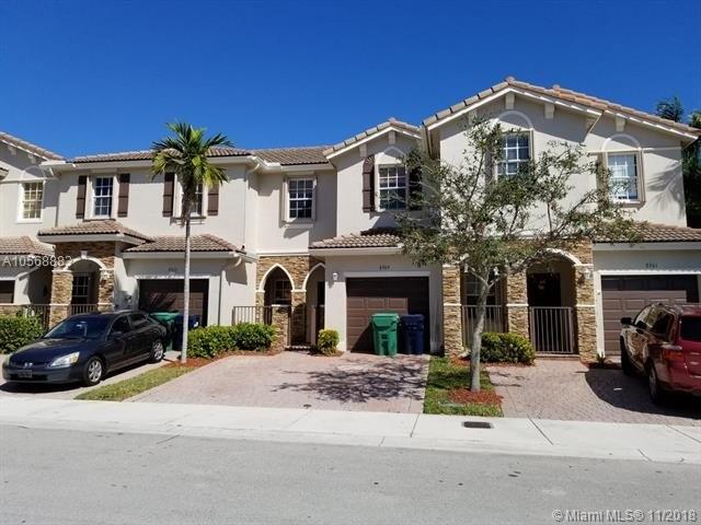 8909 SW 225th Ter, Cutler Bay, FL 33190
