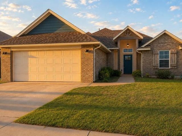 8909 SW 42nd St, Oklahoma City, OK 73179