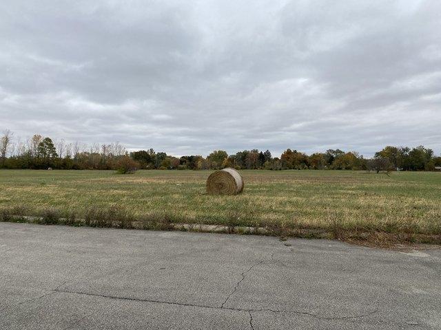 8900 Sater St, Daleville, IN 47334