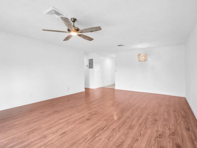 8900 W Sample Rd, Unit 204, Coral Springs, FL 33065 | MLS #B26036