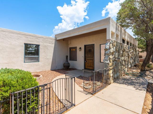 8901 Osuna Road NE