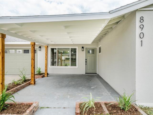 8901 Glencoe Drive