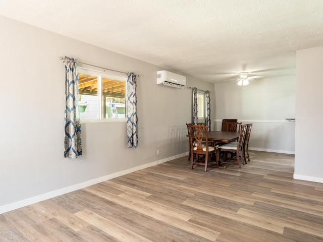 8903 Cordova Avenue NE