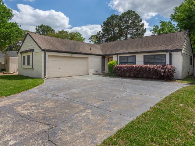 8903 Wilson Reid Dr, Houston, TX 77040 | MLS #73609 | Compass