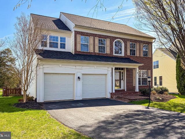 8903 Yellow Hammer Dr, Gainesville, VA 20155 | MLS #VAPW2116 | Compass