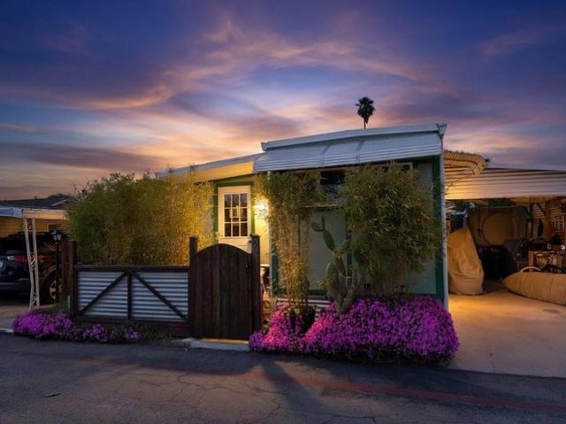 890 38th Ave Spc 19, Santa Cruz, CA 95062