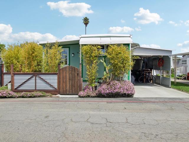 890 38th Ave, Unit 19, Santa Cruz, CA 95062 | MLS #ML82044 | Compass
