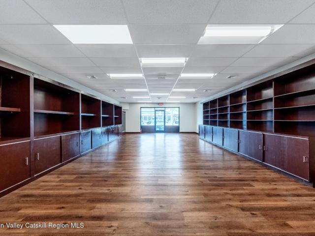 890 896 Ulster Avenue #1