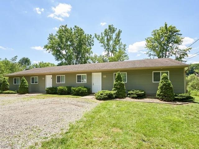 890 892 Irish Rd, Kent, OH 44240