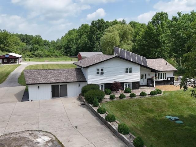 890 Bristol Champion Townline Road NE