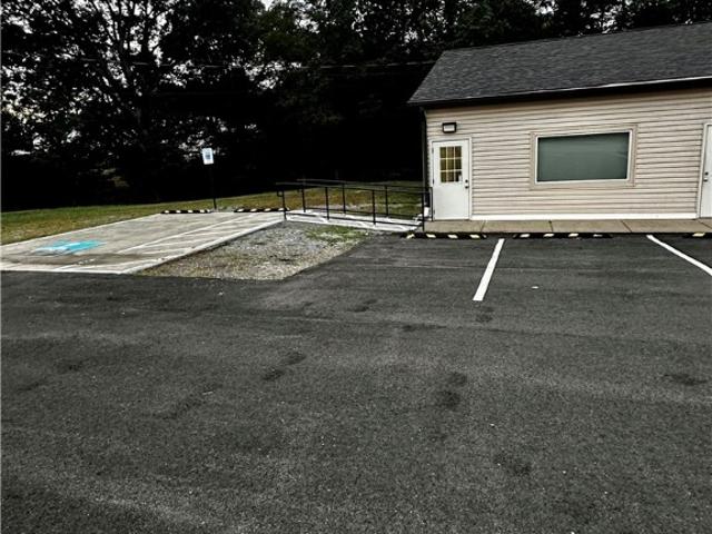 890 Pittsburgh Rd 1
