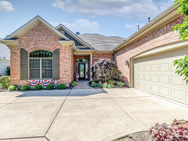 890 Vintage Lake Court