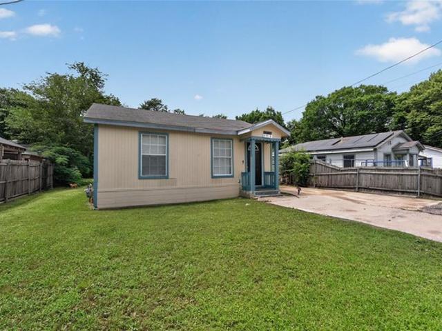 8914 Cardella Ave, Dallas, TX 75217