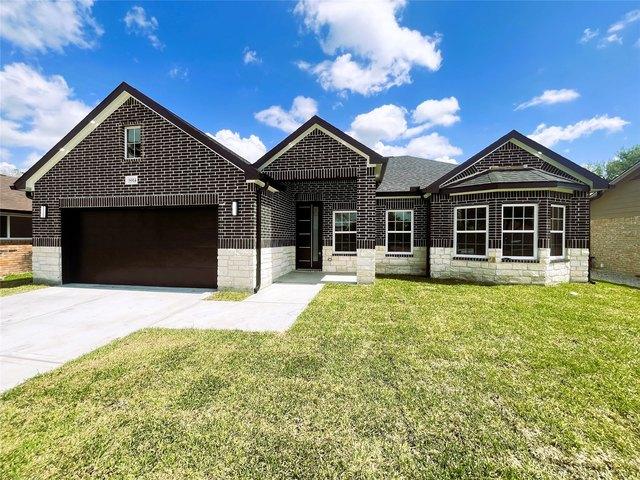 8914 Ivy Spring Ln, Houston, TX 77088