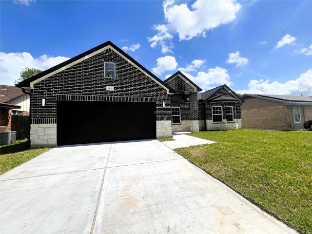 8914 Ivy Spring Ln, Houston, TX 77088 | MLS #58516 | Compass