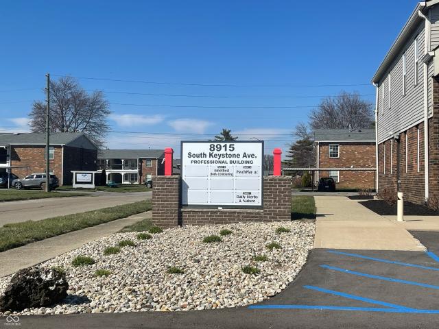8915 S Keystone Avenue # I