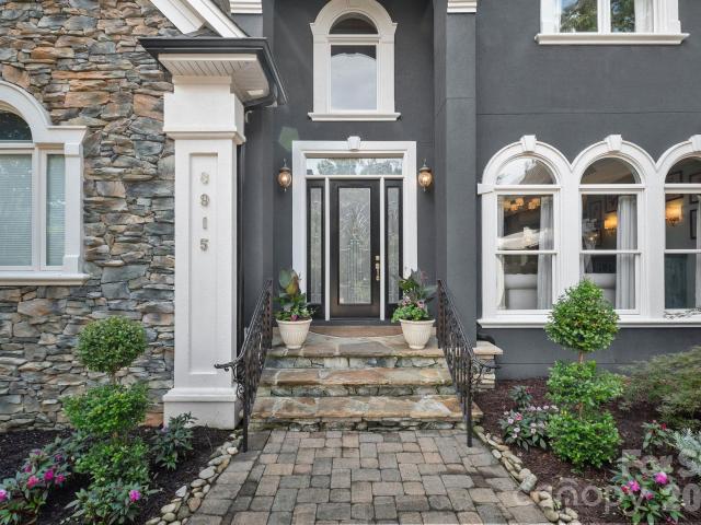 8915 Warwicke Ln, Sherrills Ford, NC 28673 | MLS #4353 | Compass