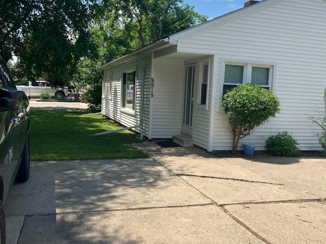 8915 21 Mile Road
