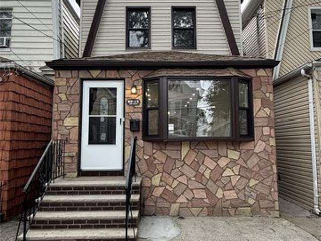 8915 86th St, Woodhaven, NY 11421