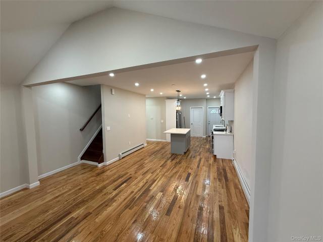 8915 86th Street