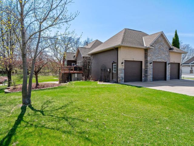 8916 Whispering Oaks Trail