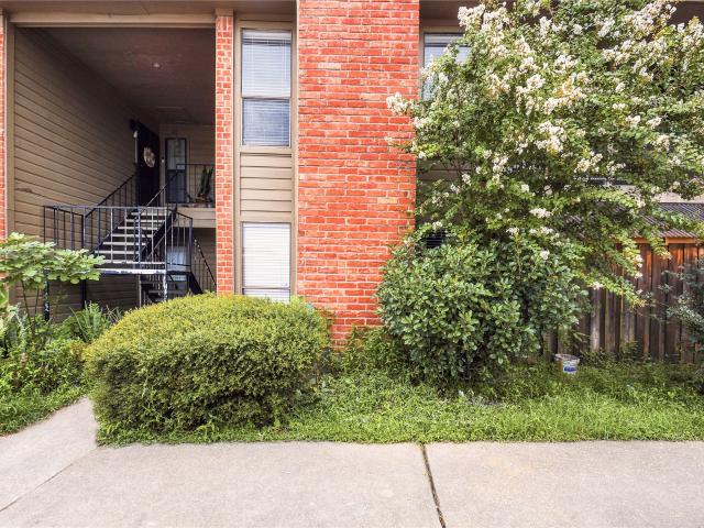 8918 Bissonnet Street 112