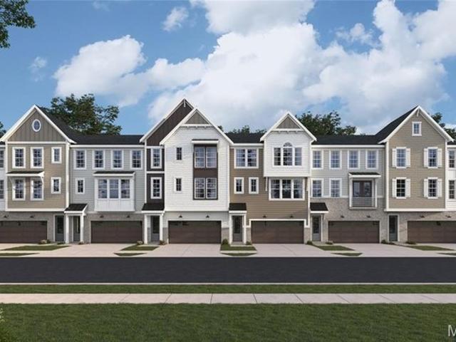 8918 E Gateway Hts, Saint Louis, MO 63144