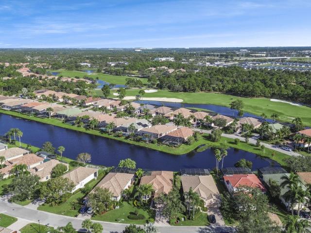 8918 First Tee Rd, Port St. Lucie, FL 34986 | MLS #R11156