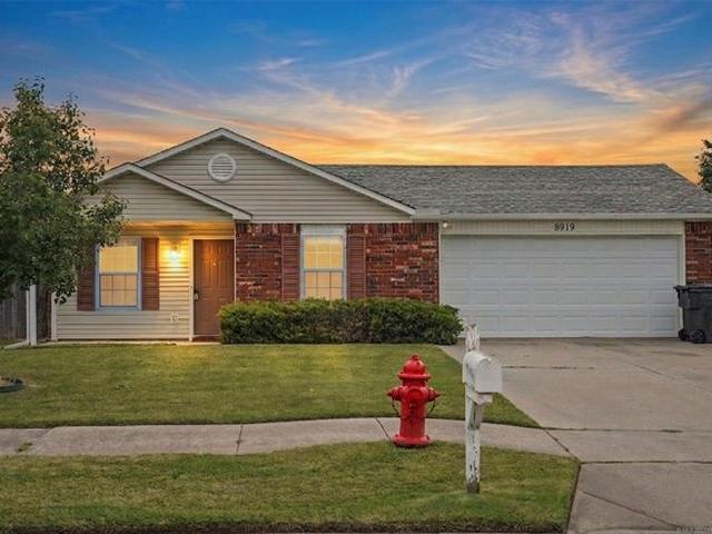 8919 N 151st East Ave, Owasso, OK 74055