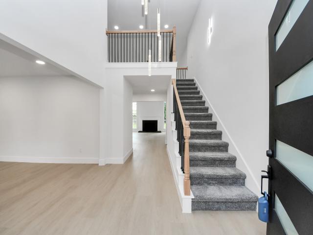 8919 Crazy Horse Trail