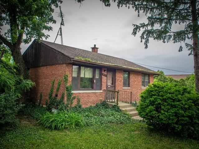 8919 W 95th St, Palos Hills, IL 60465