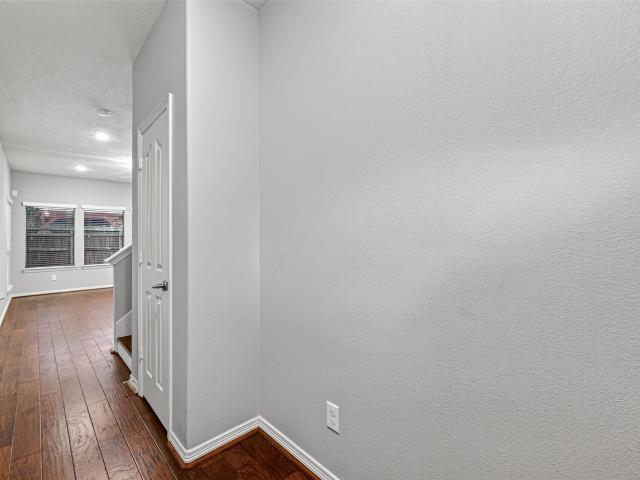 8910 Minola Oaks Drive