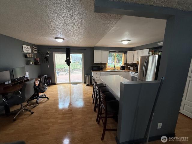 8910 NE Quinault Loop