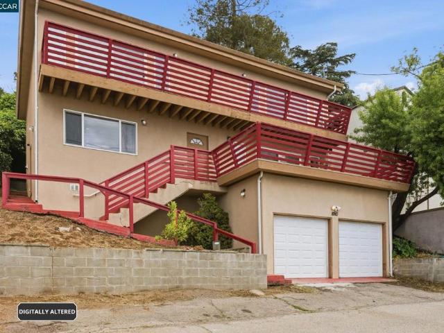8910 Burr St
