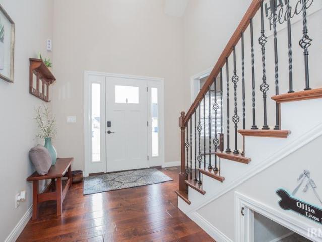 8910 Hedgewood Court