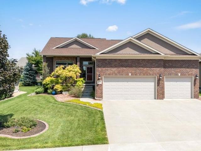 8910 S 28th St, Lincoln, NE 68516