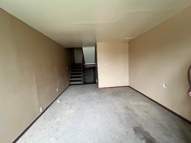 8911 N Swan Rd, Unit E
