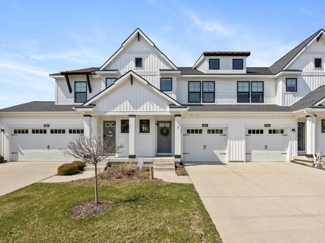 8911 Barrington Ln Unit 30, Jenison, MI 49428