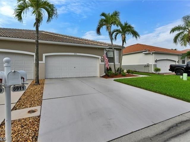 8911 Cranes Nest Ct, Fort Myers, FL 33908