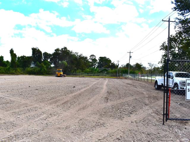 8911 Fm 524 Road